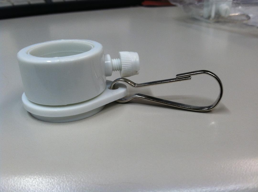 Rotating Spinner Clips for 1" flagpoles (2 Pack)